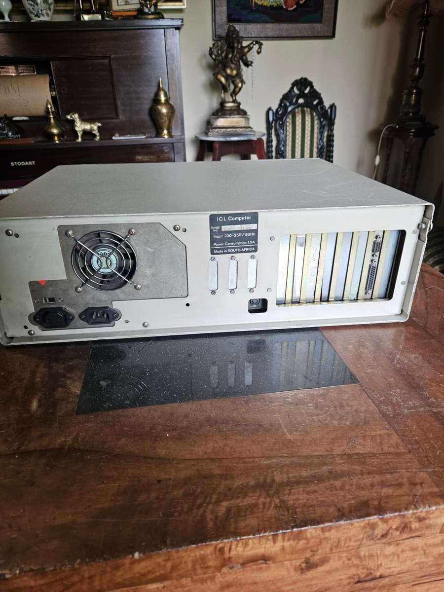 Vintage - Vintage ICL Computer Series 3000 was sold for R2,110.00 on 30 ...