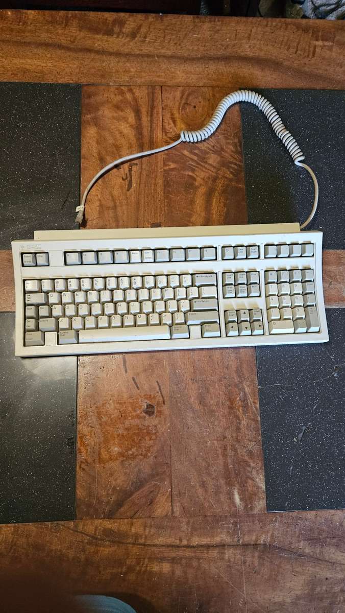 Vintage - Hewlett Packard Keyboard for sale in Johannesburg (ID:614713563)