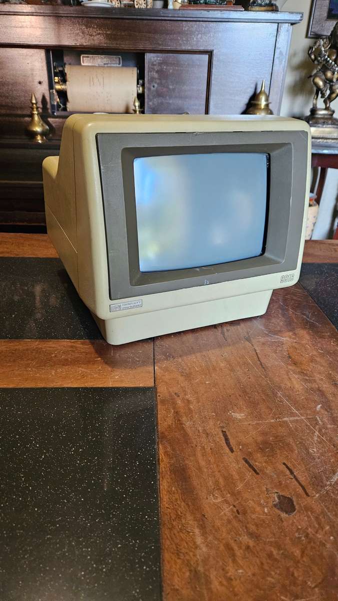 Vintage - Hewlett Packard 9186 Boeblingen Desktop Computer was sold for ...