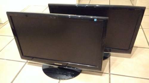 Monitors - 2x Samsung SyncMaster 2333 22" LCD Monitor was listed for ...
