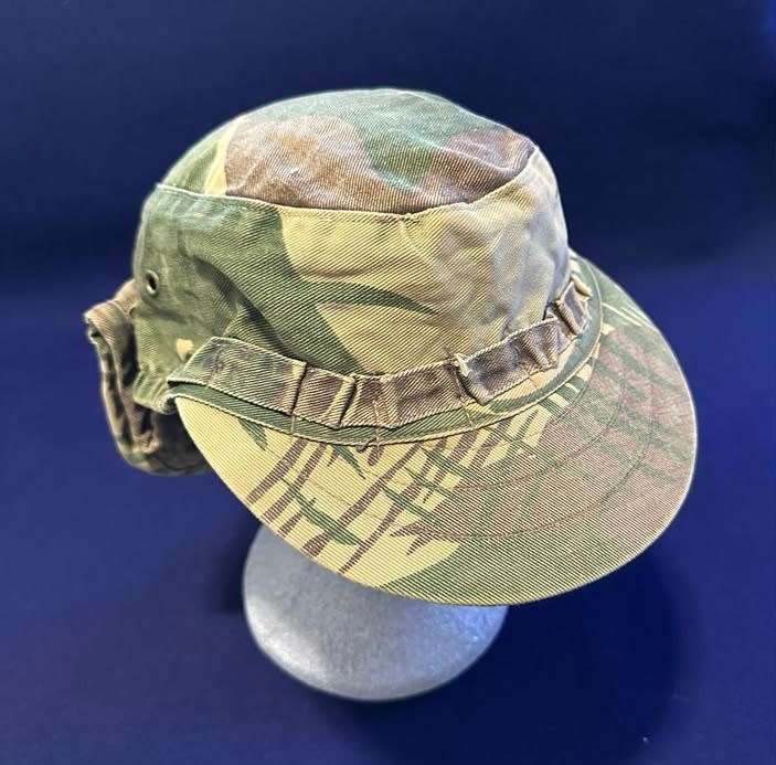 Headgear - RHODESIAN ARMY / BSAP Camoflage Peak Cap - with headband ...