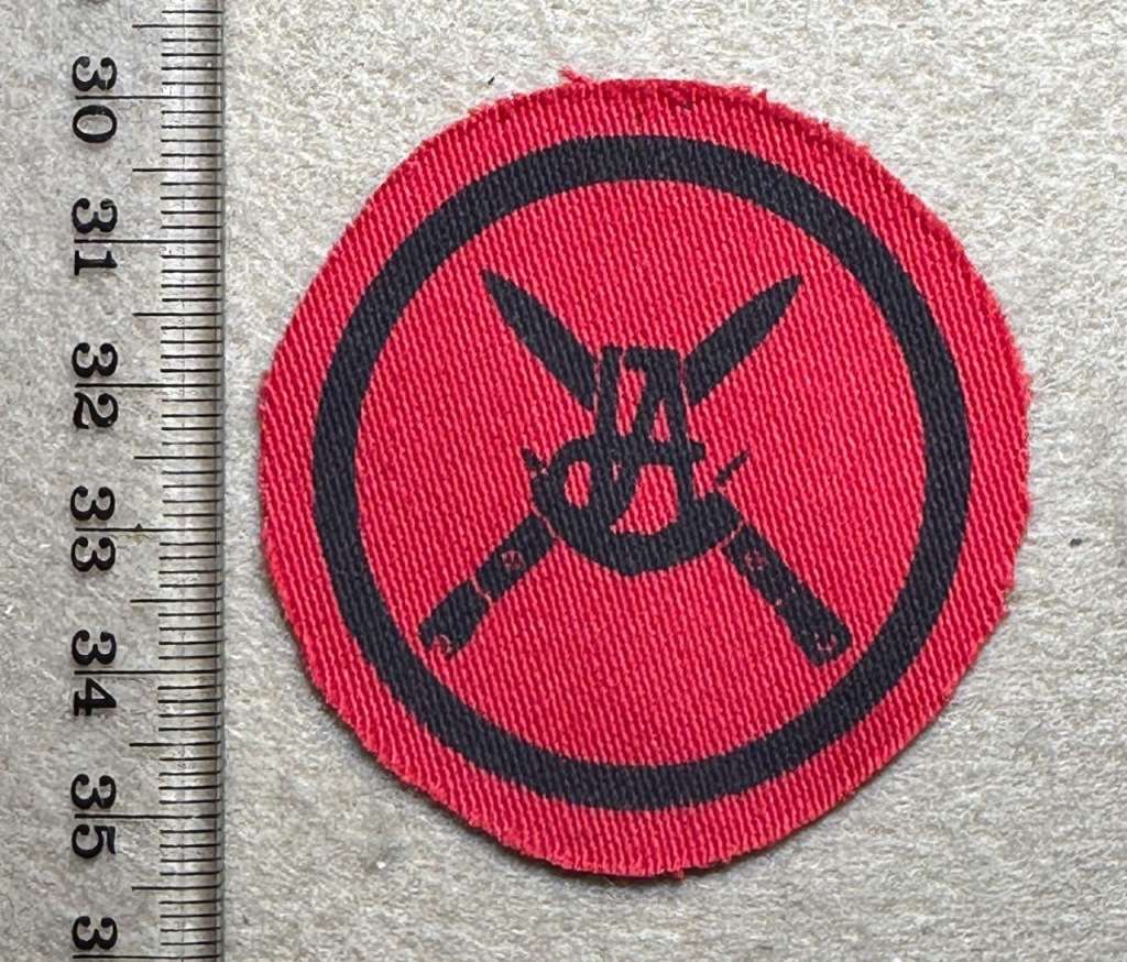 International Badges & Insignia - Rhodesian INTAF - RED PTI INSTRUCTOR ...