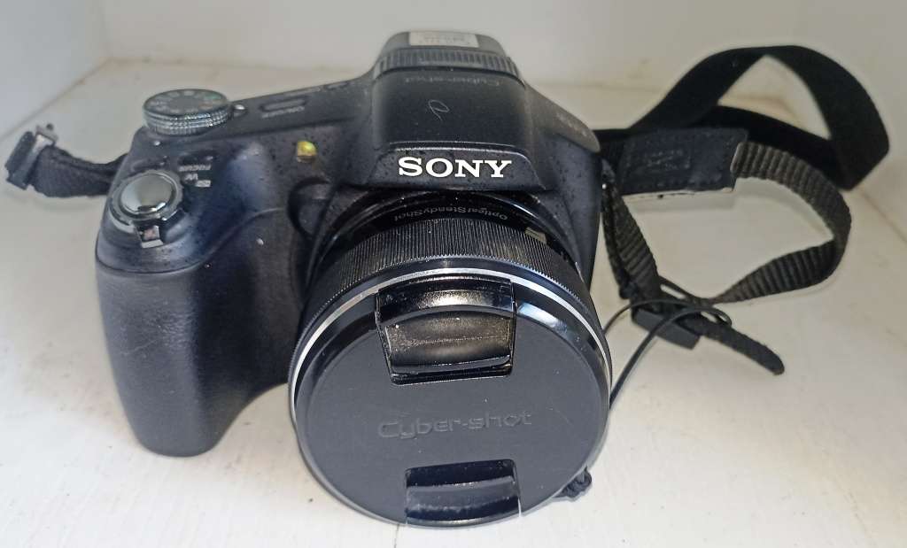 Cameras - Sony Cyber Shot 16.2 Megapixel Bridge Digital Camera black ...