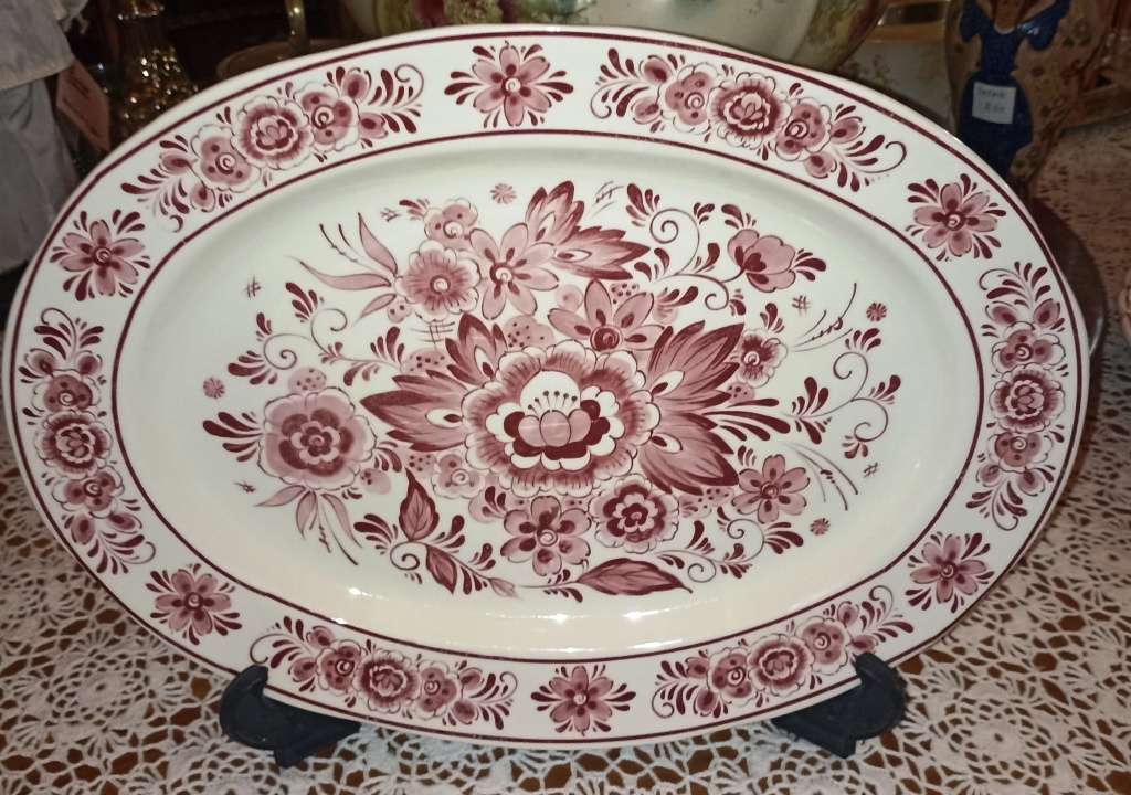 Dutch Porcelain - Big dia. 42 cm x 30 cm Royal Crown Pink Delft Oval ...