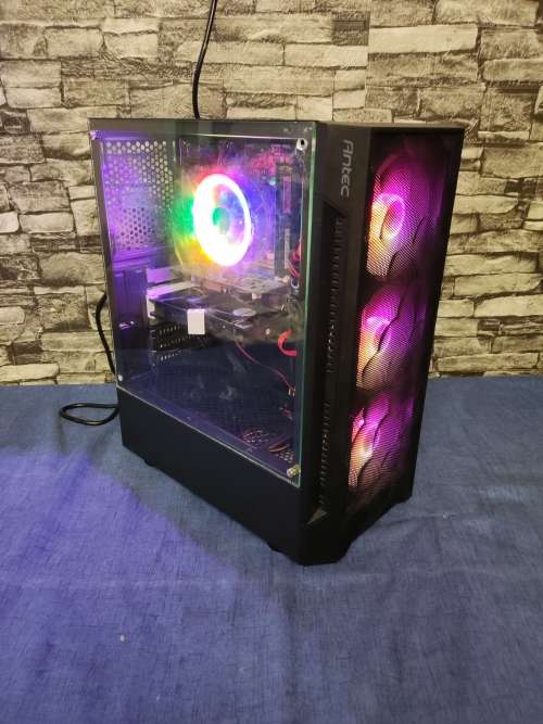 PC Desktops & All-in-Ones - i5 Entry level Gaming PC**AMD R7 250 2GB ...