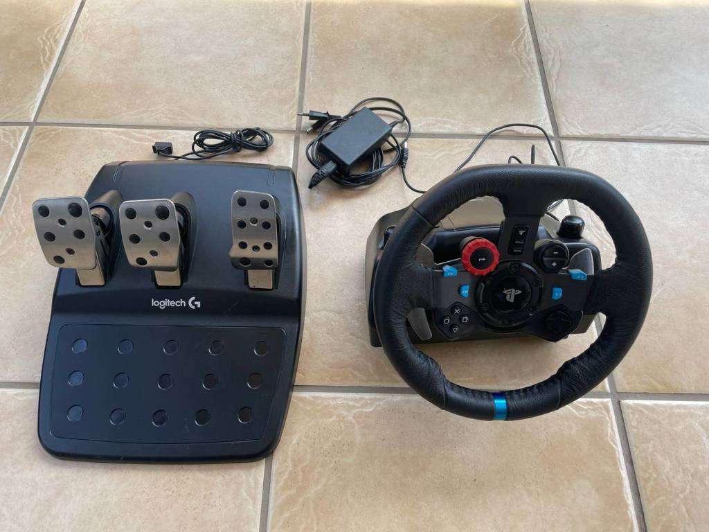 Racing Wheels & Seats - Logitech G29 Driving Force Racing Wheel,Floor ...