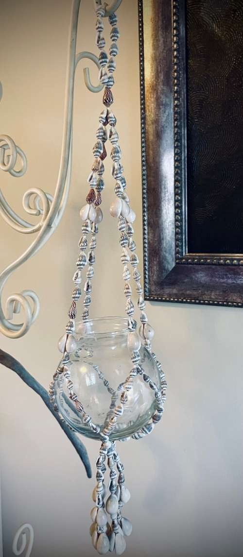 Other Garden Decor - Macramé sea shell plant hanger or I used ot as a ...