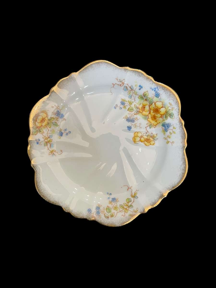 English Porcelain - Cake/side plates Victorian each for sale in ...