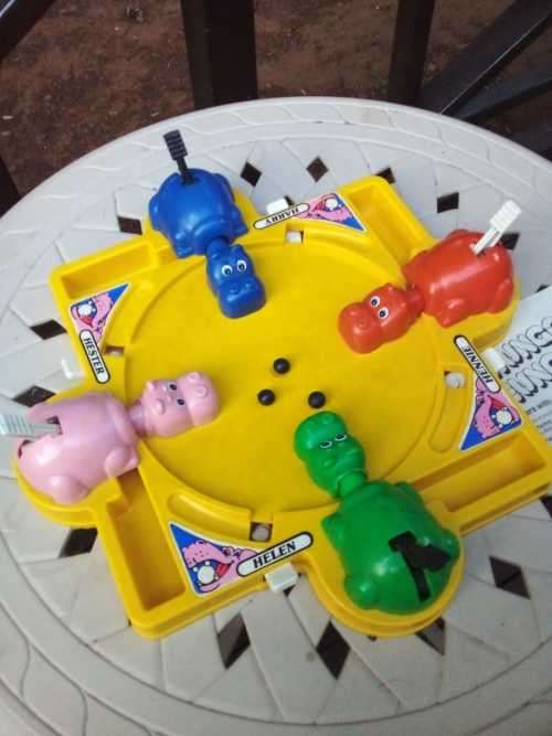 Electronic & Interactive Toys - HUNGRY HUNGRY HIPPOS MADE IN 1978 USA ...