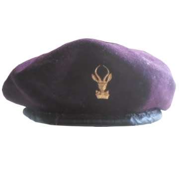 Headgear - Old SADF Recce/Para Beret With Screw-on bokkop Manufactered ...