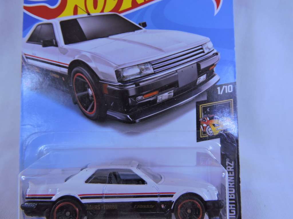 Models - Hot Wheels NISSAN Skyline RS Turbo ( White ) Like Datsun was ...