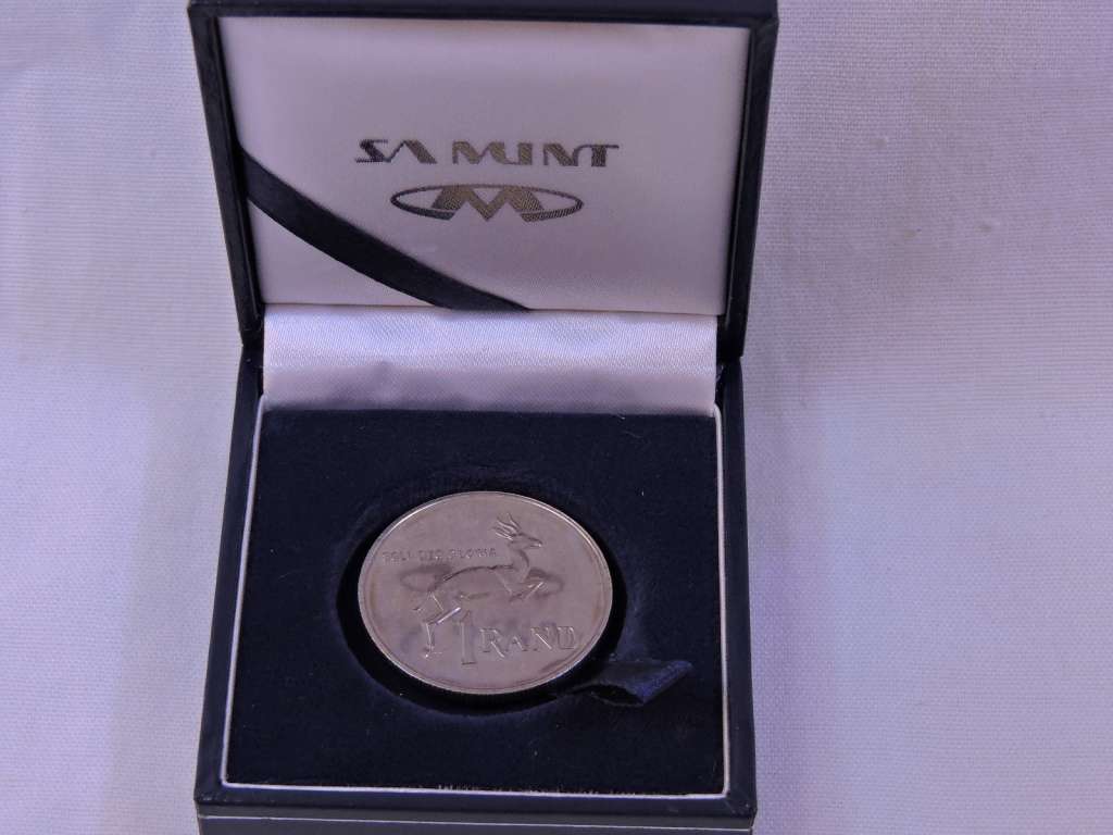 One Rand - Proof 1979 R1 Silver Coin Springbok in SA Mint blue box for ...