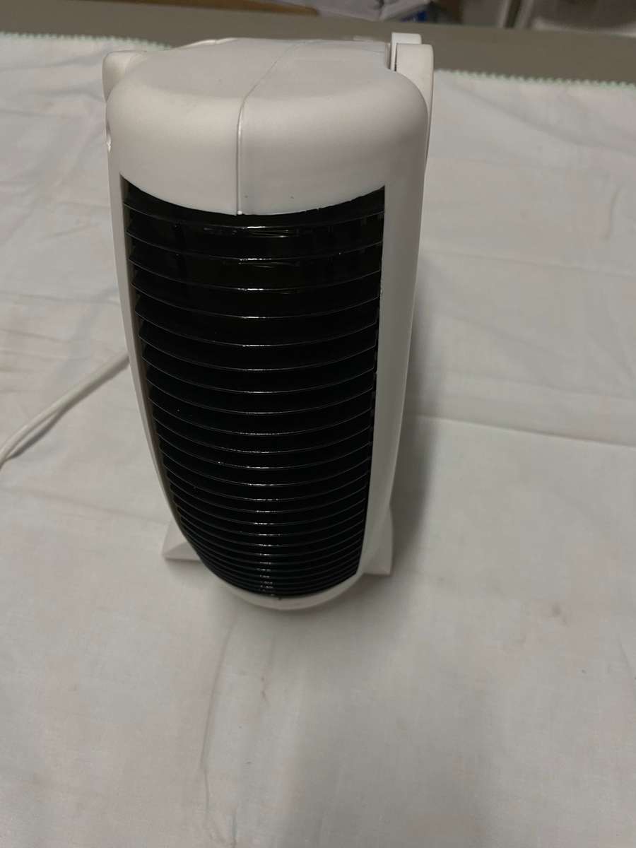 Heaters - LOGIK 2000W FAN HEATER was listed for R150.00 on 2 Mar at 15: ...