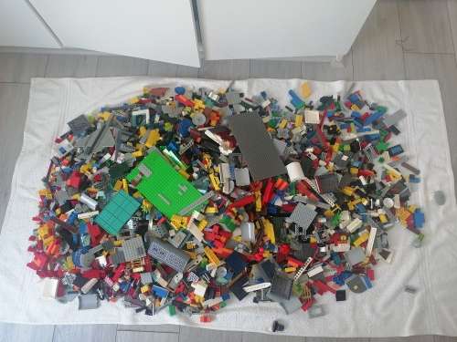 LEGO Sets - Large box of Legos (star wars)(Lego city) includes 12 sets ...