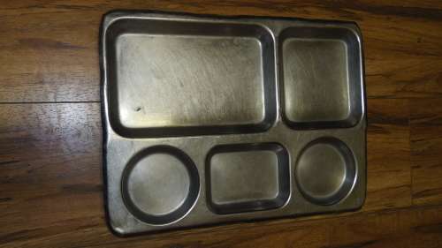 Kit - SADF EATING TRAY (VARKPAN) was sold for R55.00 on 13 Oct at 20:01 ...