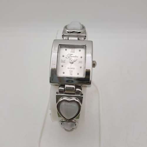 Women's Watches - Pre-owned Ladies Frondini Quarts dress watch -working ...