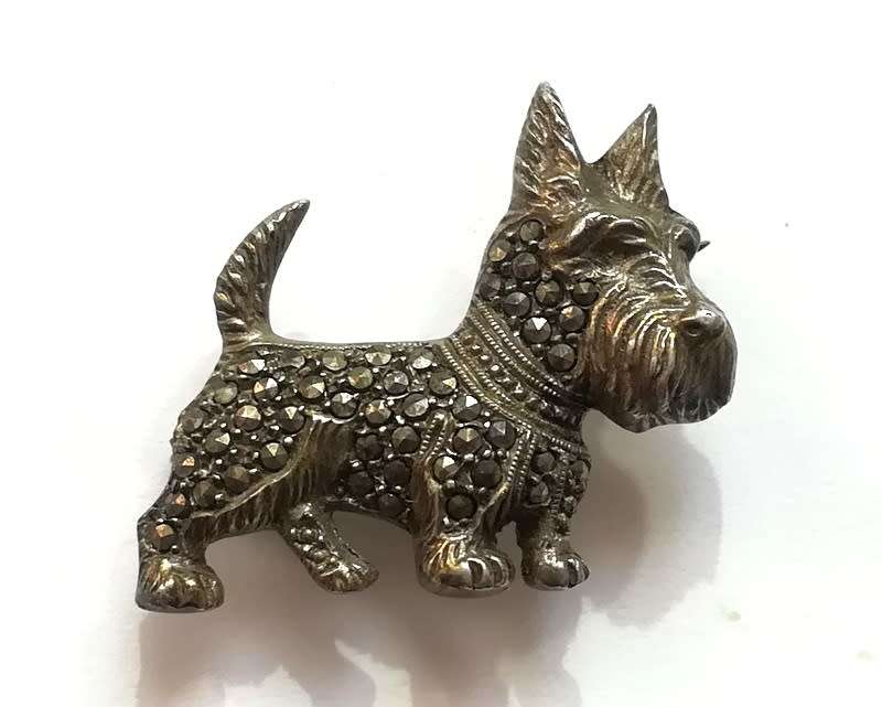 Brooches - 835 SILVER AND MARCASITE SCOTTIE DOG BROOCH 20X25MM was sold ...