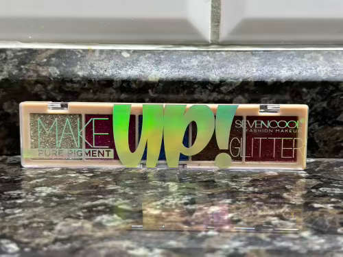 Makeup Sets - SEVENCOOL Fashion Makeup GLITTER Palette was sold for R1 ...