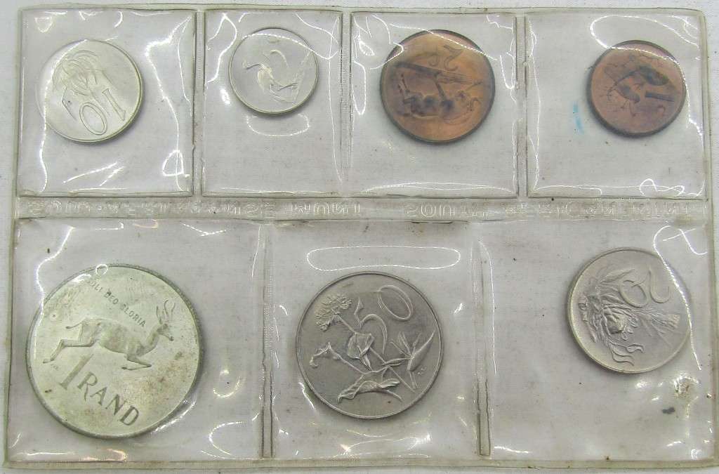 One Rand - 2x1967 Republic of South Africa Mint Set with SILVER RAND ...