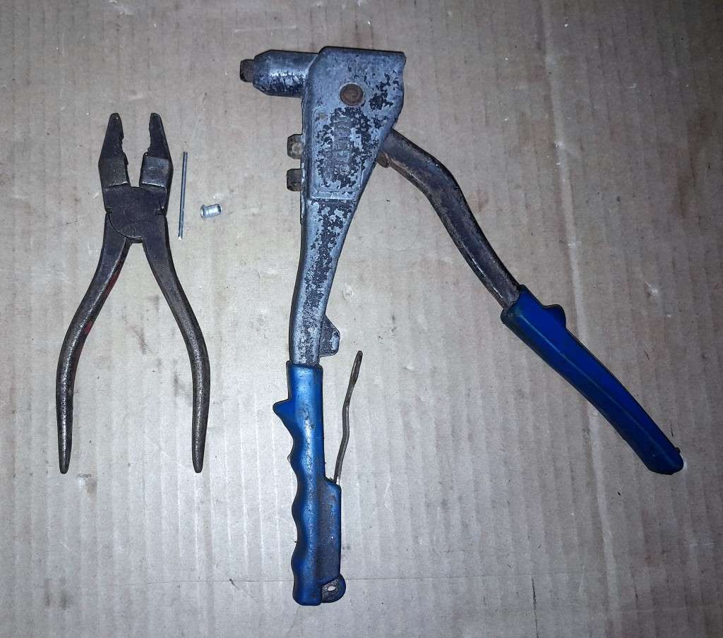 Tools - RACO POP RIVET GUN & A PLIERS - PLEASE SEE PICTURES for sale in ...