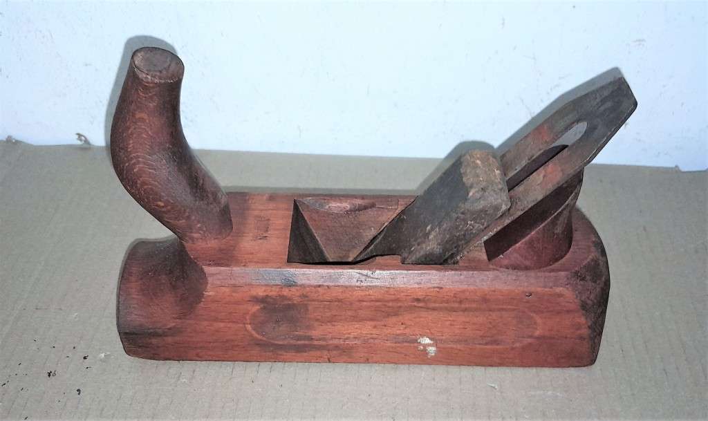 Tools - EMIR LONDON WOODEN PLANE DESIGN REGISTERED - NOT ORIGINAL ...