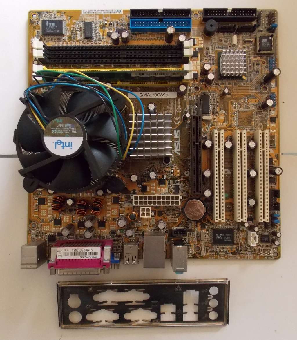 Vintage - Asus p5vdc-tvm Motherboard AGP DDR1/DDR2 Intel 3Ghz CPU 1GB ...