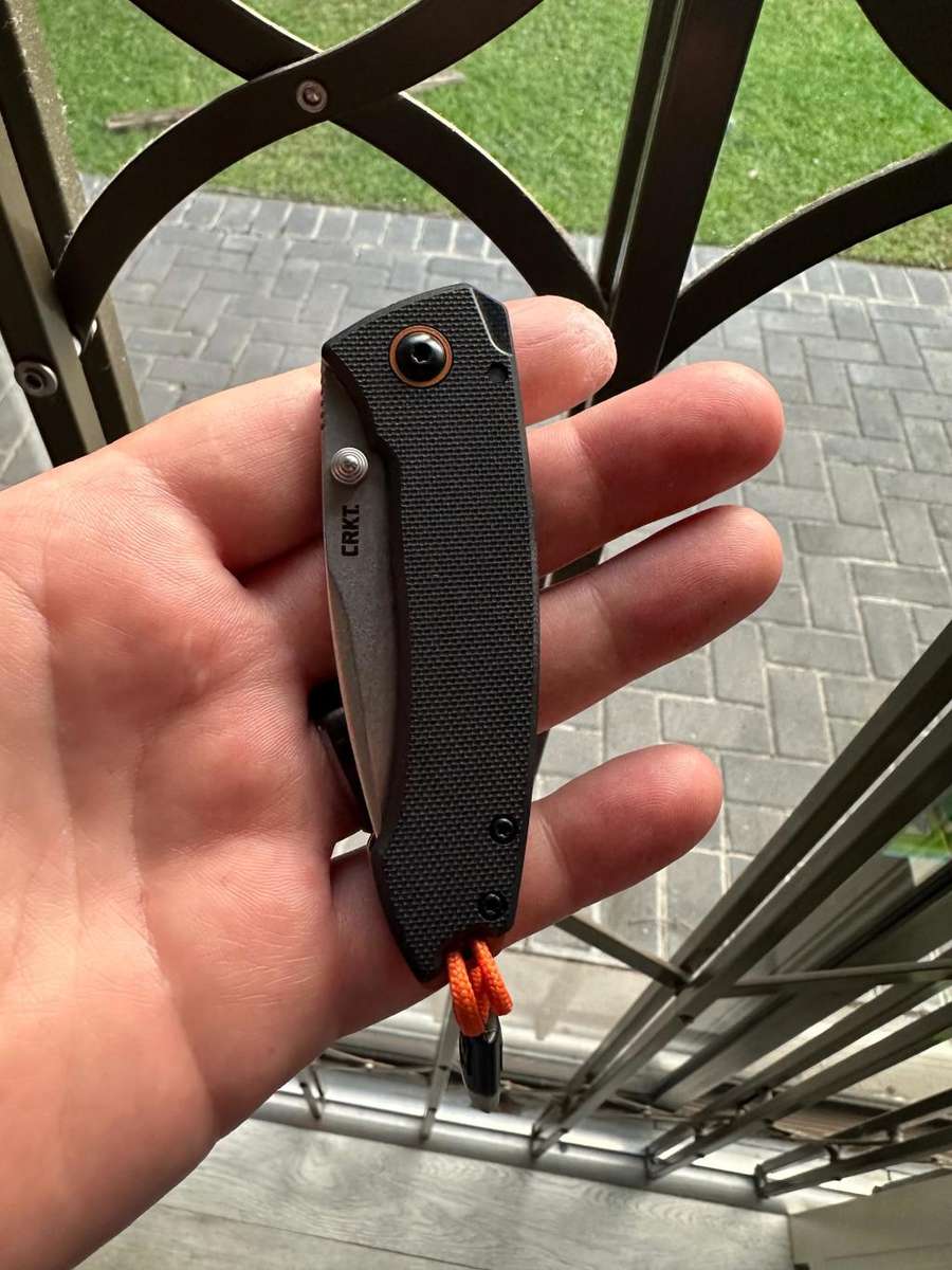 Knives & Daggers - CRKT Tuna Compact Folder Black G10/Stainless Handle ...