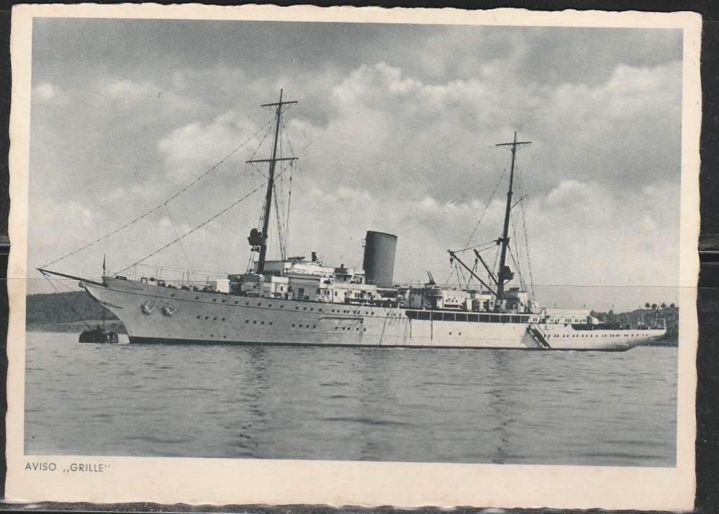 Bulklots and Thematic Collections - A PICTURE POST CARD SHOWING A ...