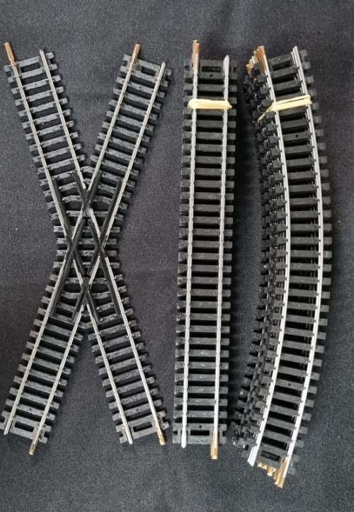 Track - HO Lima track was sold for R120.00 on 26 Mar at 20:16 by ...