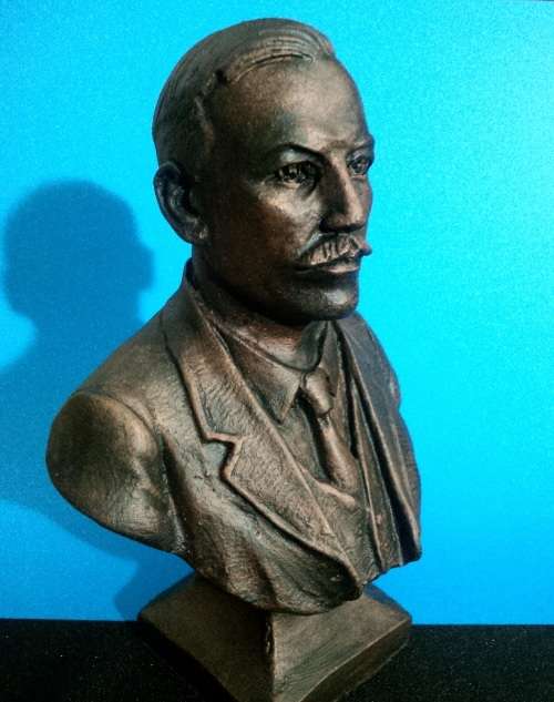 Other Africana - Boer War scout DANIE THERON bust by Phil Minnaar ...