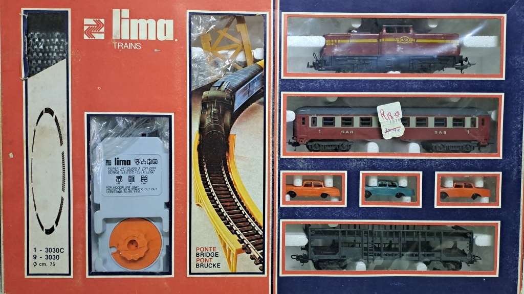 Train Sets - LIMA SAR Train Set (Locomotive with 2 coaches and Bridge ...
