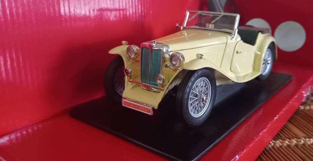 Models - `49 MG Midget Roadster w Soft Top Accessory R/S D/Cast Model 1 ...