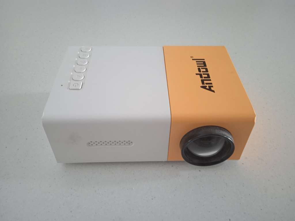 Projectors - Andowl Mini Portable projector was sold for 110.00 on 12 ...