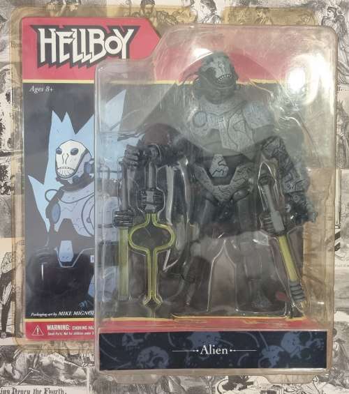 Comic Book - Mezco Hellboy Alien Comic version 2006 Mike Mignola action ...