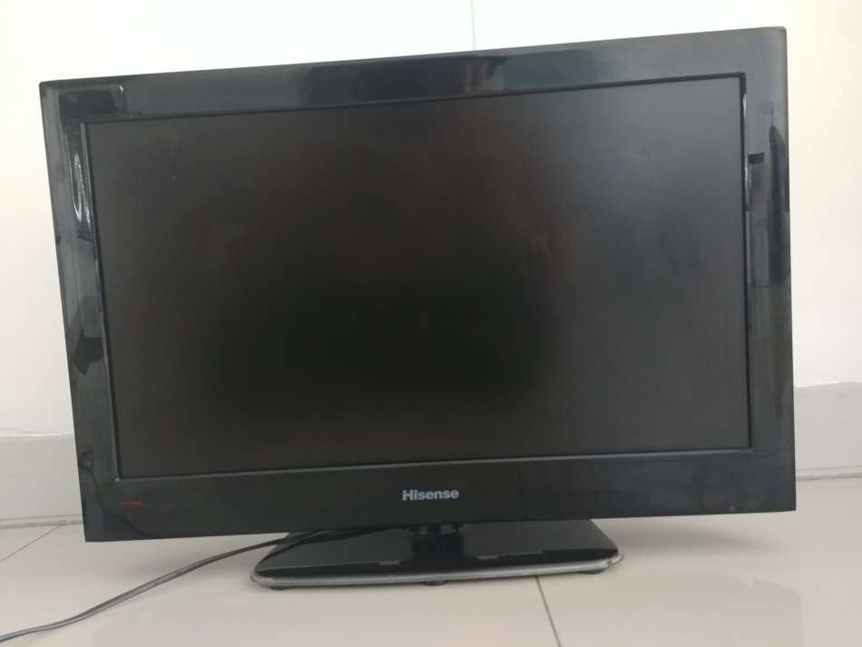 Televisions - HiSense 24" LCD TV LCD24V87P - NO RESERVE was sold for ...
