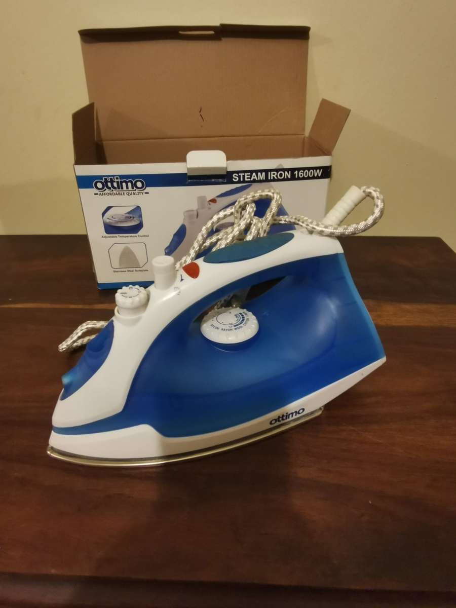 Irons & Ironing Boards - 1600w Ottimo Steam Iron was sold for R49.00 on ...