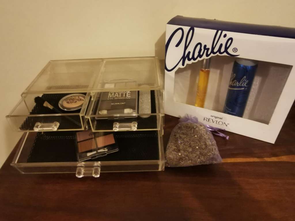 Fragrances for Her - Charlie Blue Gift Pack with Some Nice Extras - see ...
