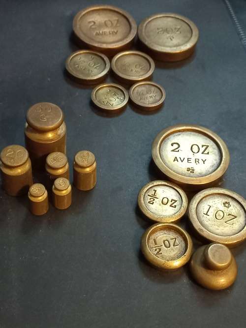 Scales & Weights - Big Collection of small scale weights for one bid ...
