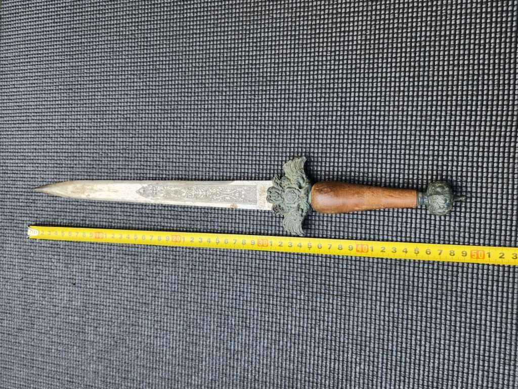 Knives & Daggers - Vintage Engraved Spanish Toledo Main-Gauche Type ...