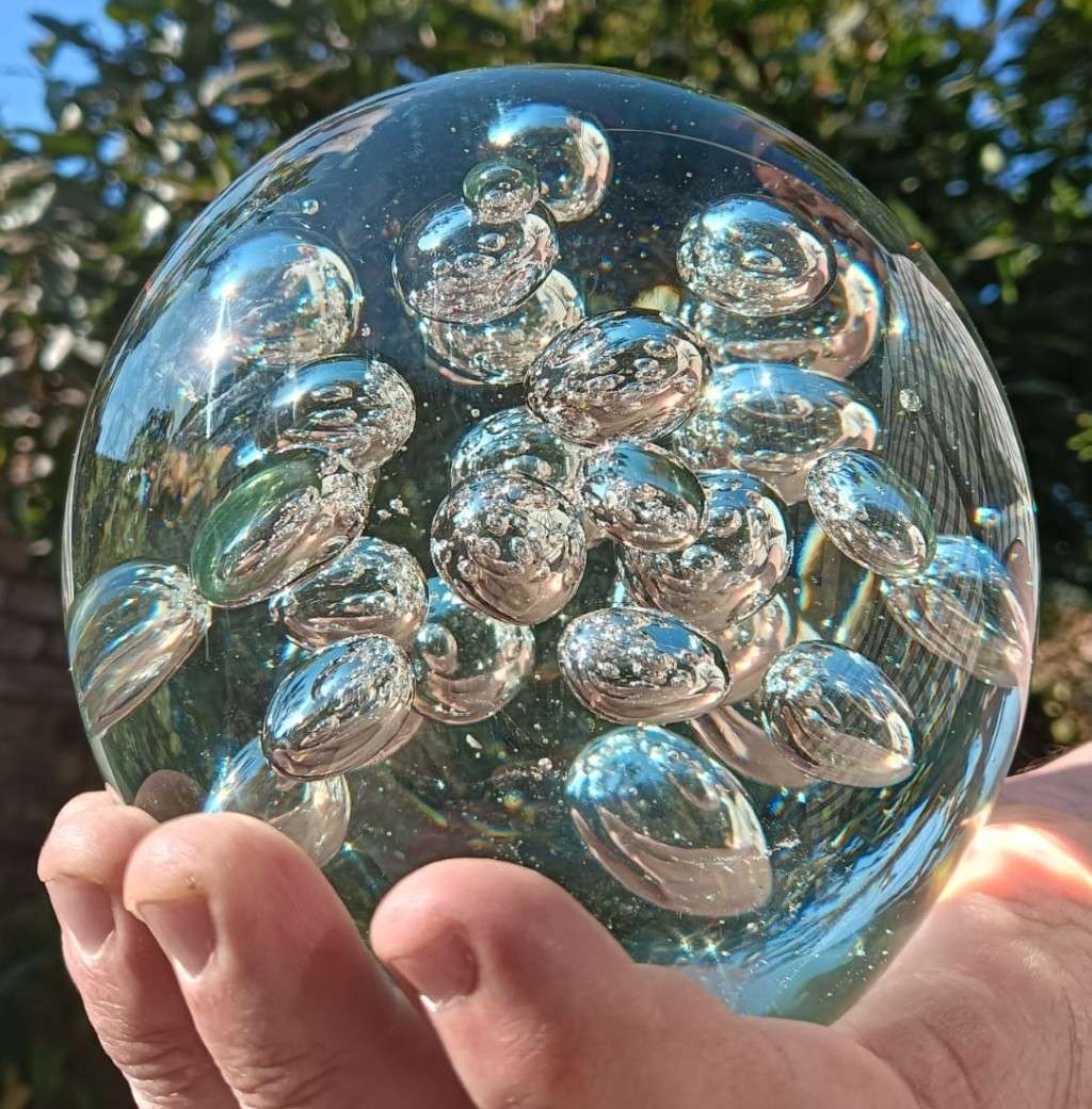 Studio Glass - Awesome Magnum Controlled Bubbles Art Glass Paperweight ...