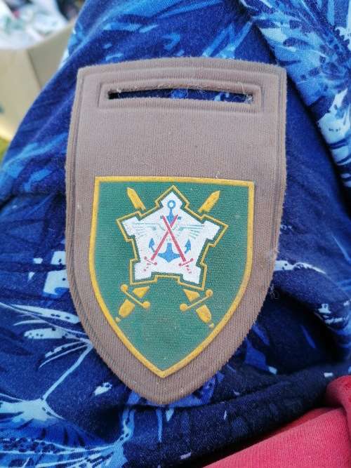 South African Army - SADF Chief of the army tupperware flash was sold ...