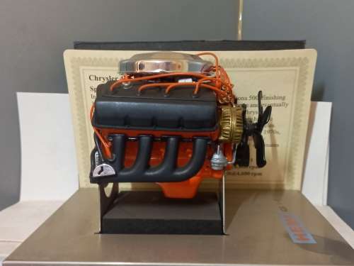 Models - Chrysler 426 Hemi 1:6 scale Display Diecast Scale Model Engine ...