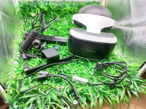 Virtual Reality - SONY VR Headset was sold for R505.00 on 31 Aug at 11: ...
