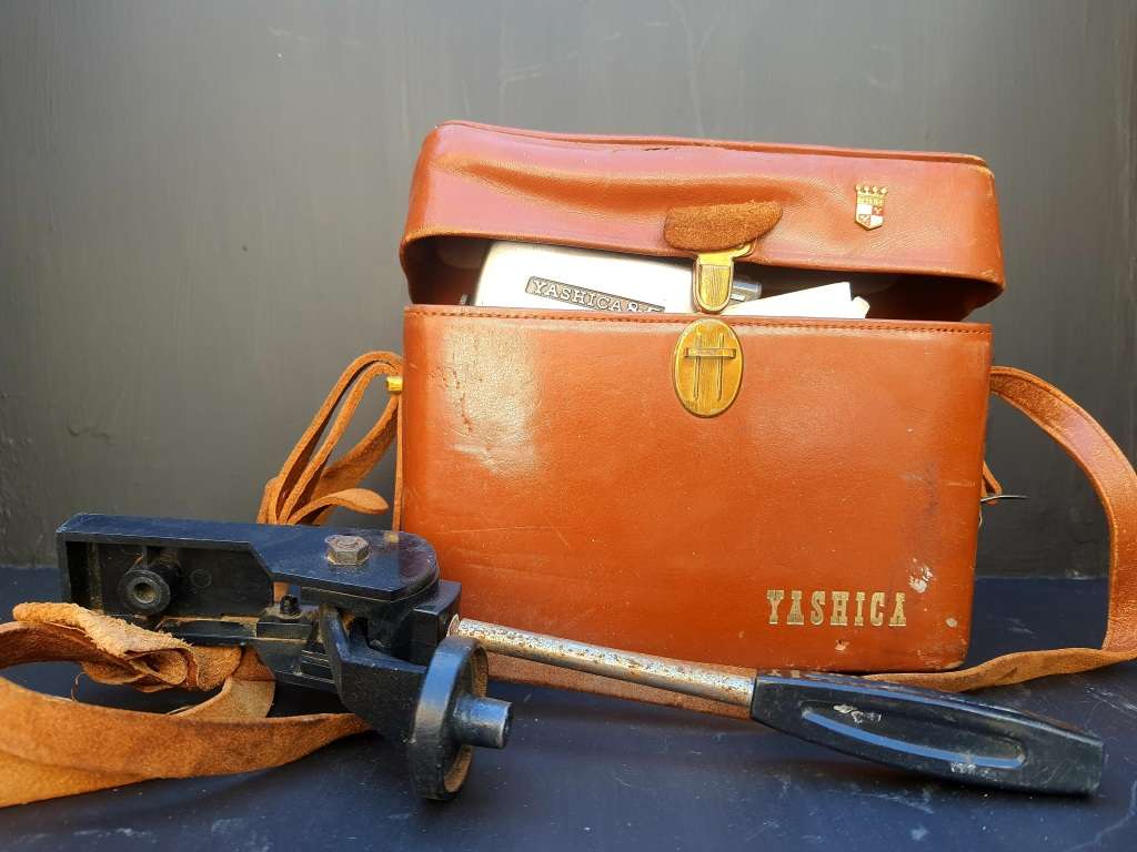 Other Antiques & Collectables - YASHICA 8-E VIDEO CAMERA UP FOR GRABS ...