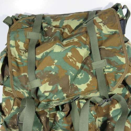 Other Clothing & Equipment - SADF 32 Battalion camo backpack with H ...