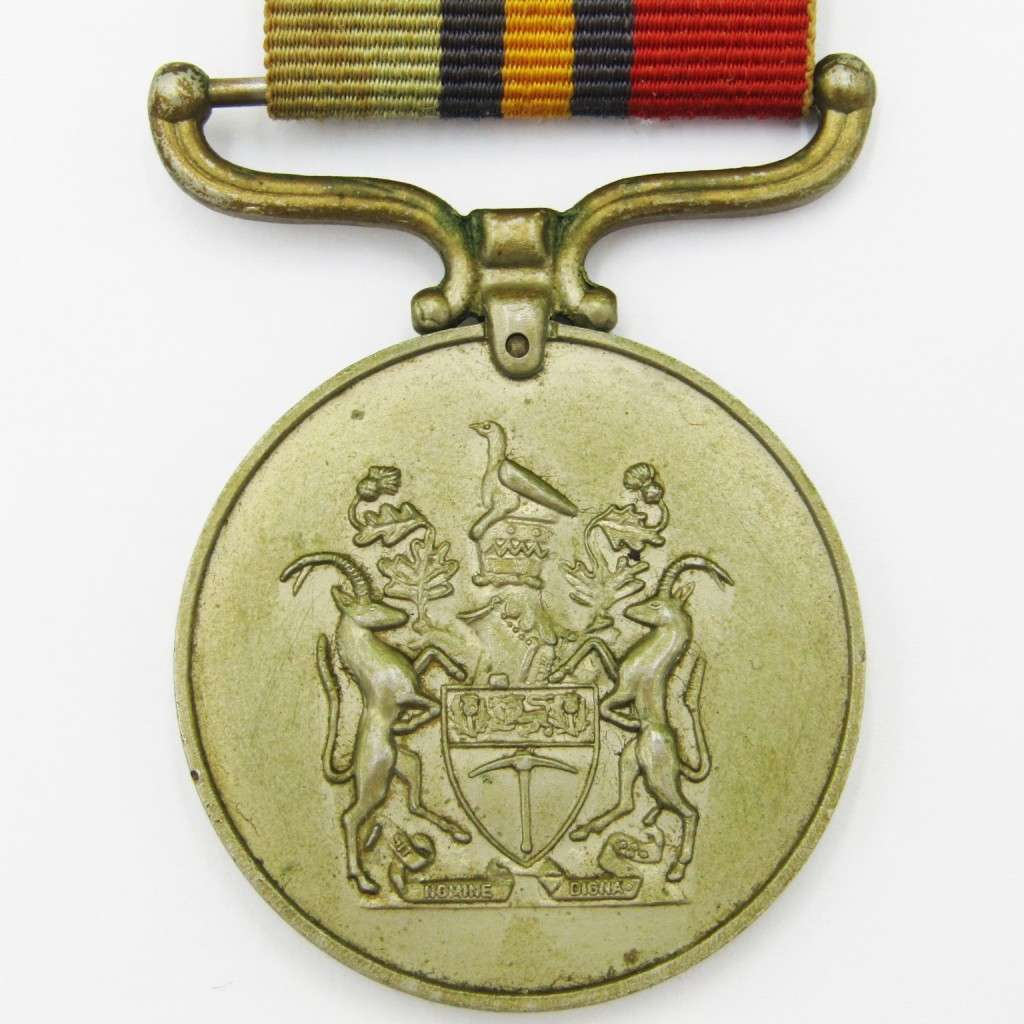 SADF & SANDF - Set of General Service and Zimbabwe Independence medals ...
