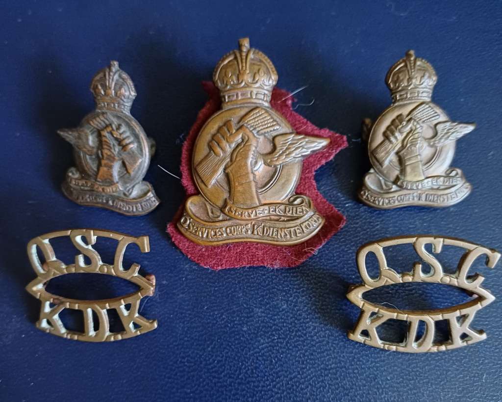 South African Army - SA UDF WWII Q Services Corps set, cap, collars and ...