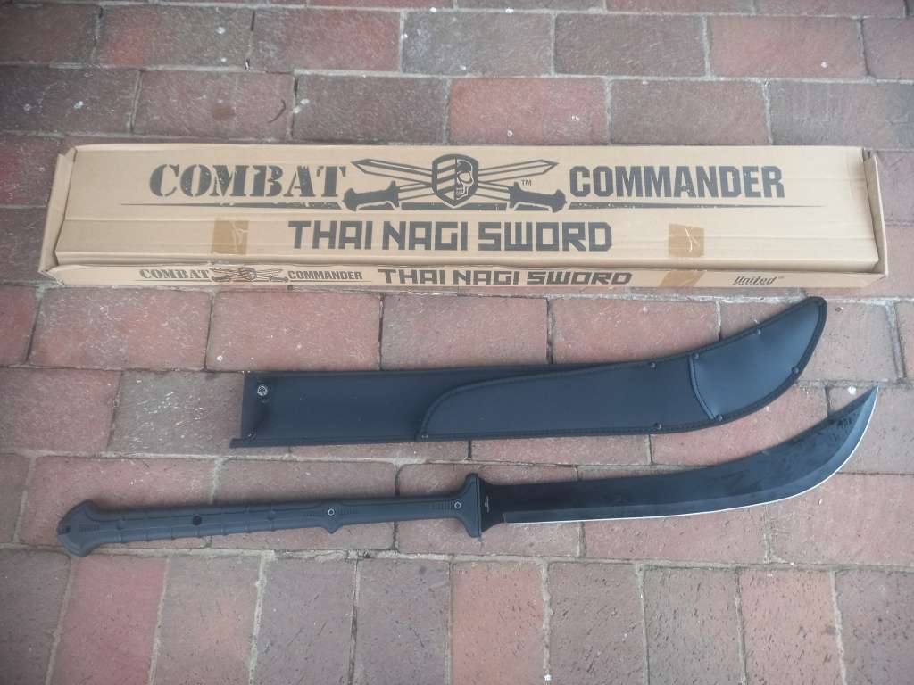 Tools & Knives - United Cutlery - Combat Commander - Thai Nagi Sword ...