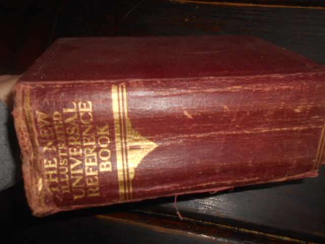 Reference - THE NEW ILLUSTRATED UNIVERSAL REFERENCE BOOK 1933 - 1280 ...