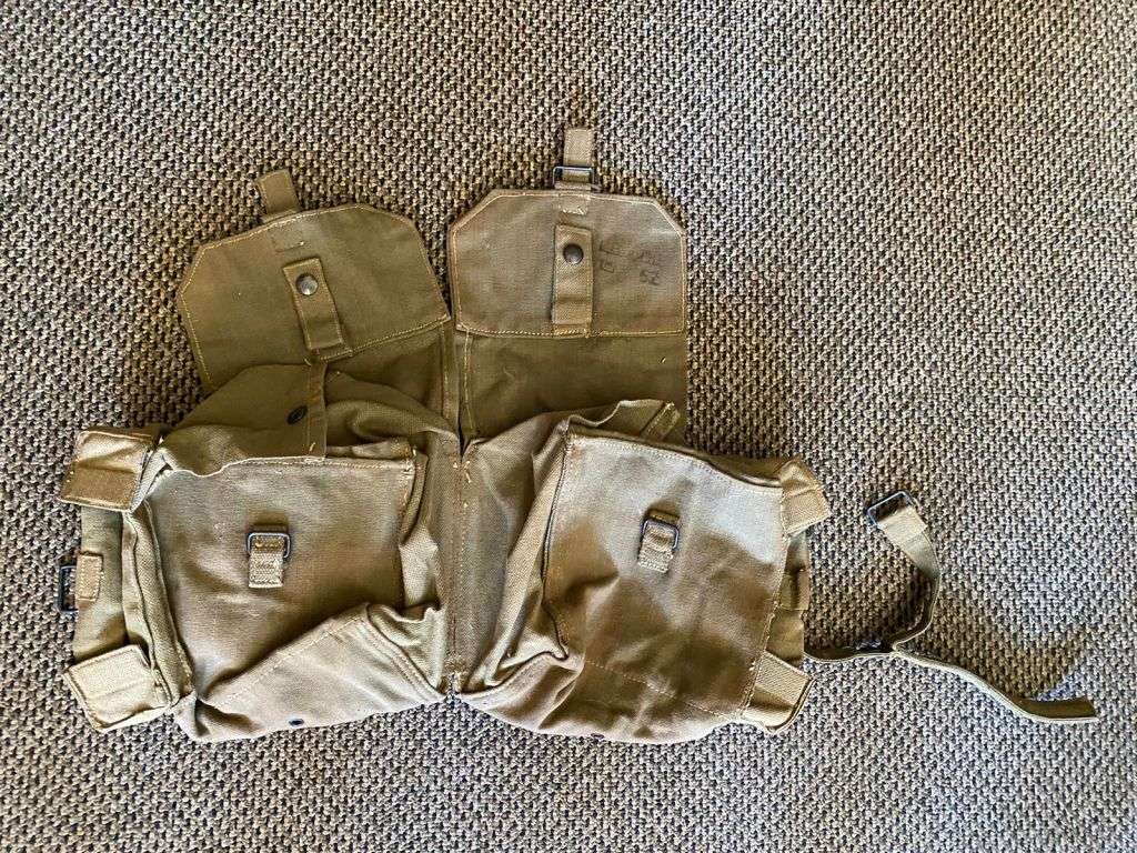 Kit - RHODESIAN PATTERN 62 WEBBING-KIDNEY POUCHES-MARKED for sale in ...